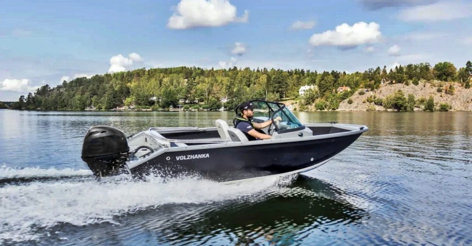 Volzhanka 46 | Chantier naval Aquaboat | Lac Leman, Suisse